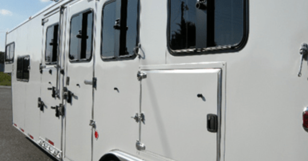 Straight Load Living Quarters Trailers: Dangers and Alternatives